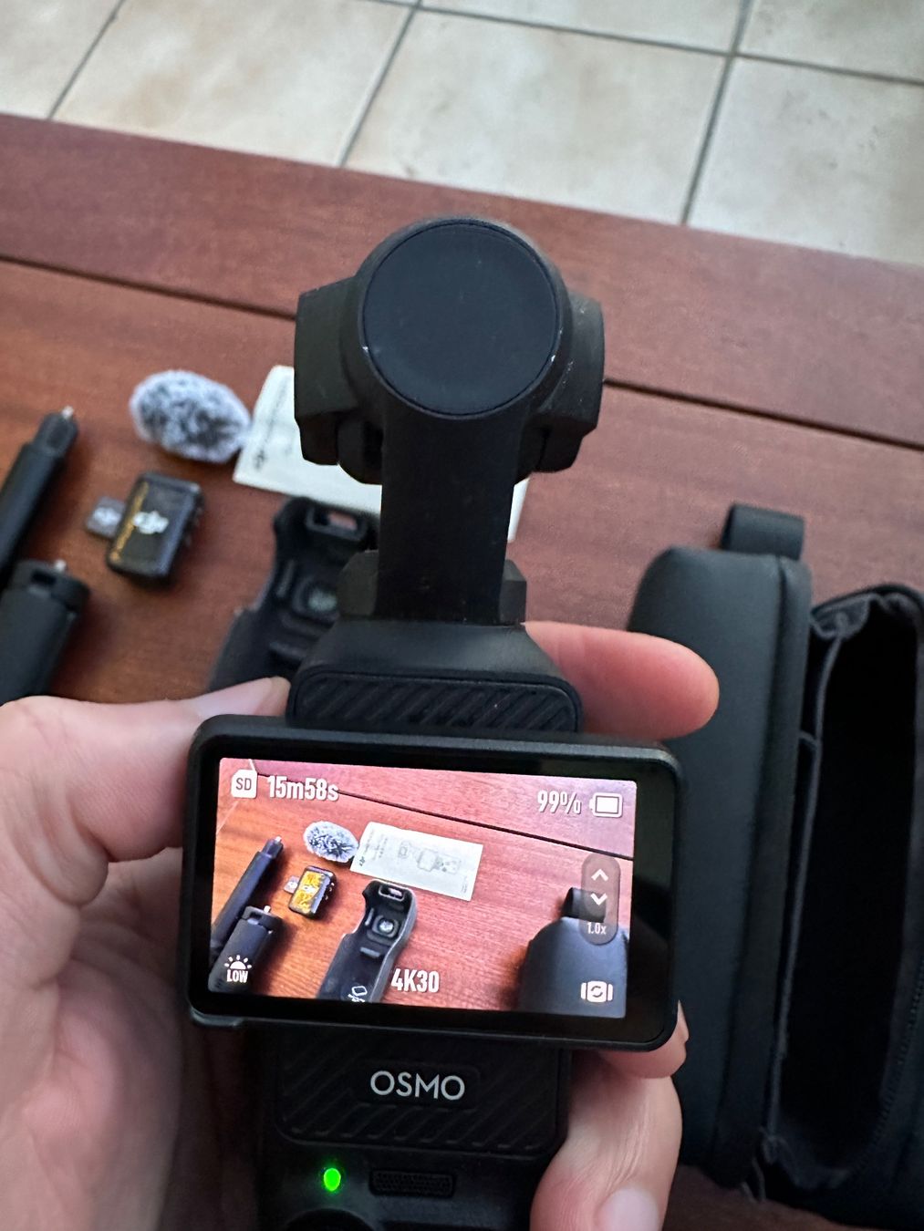 DJI Osmo pocket 3 Creator Combo + Insta360 Selfie Stick 3m (D'occasion ...