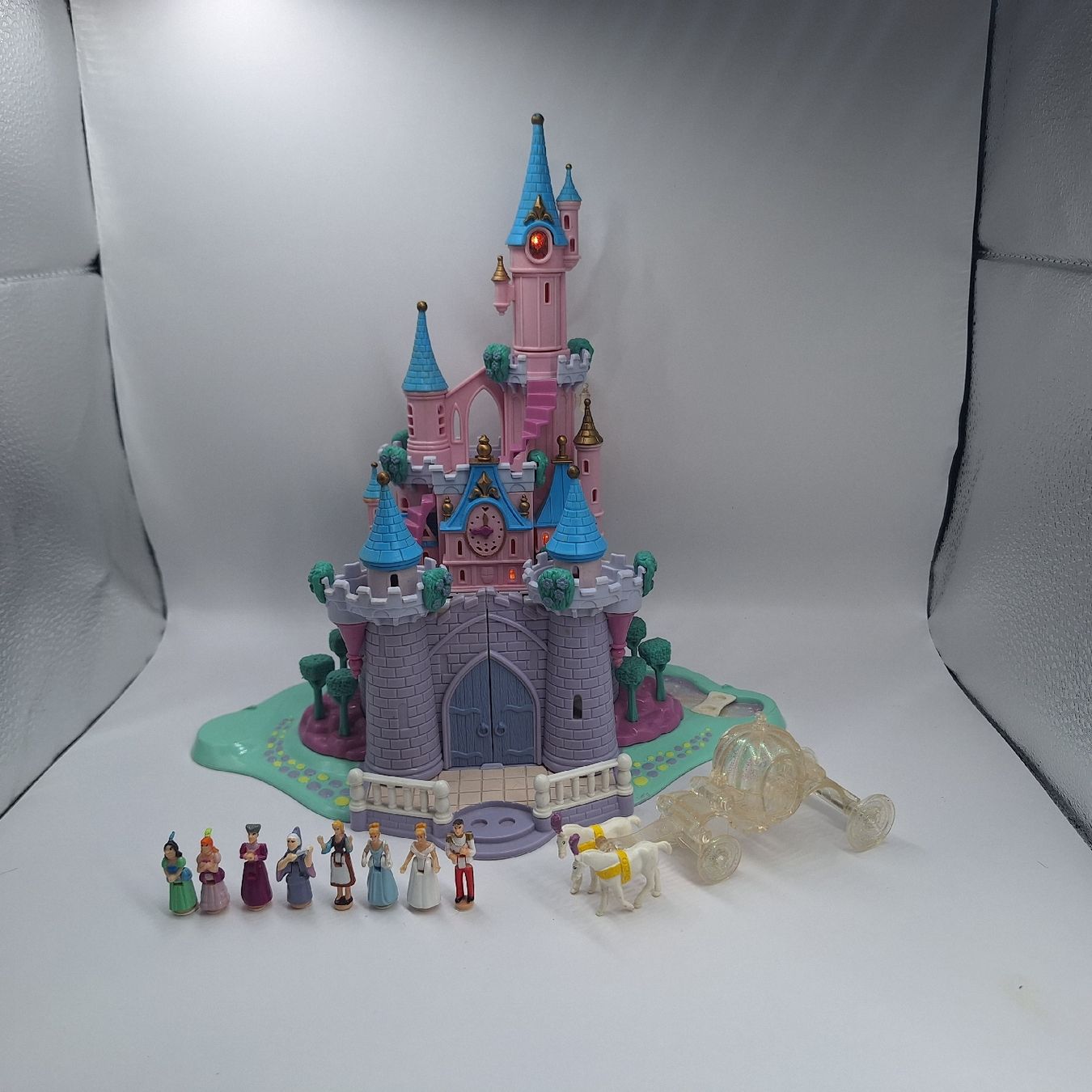 Polly Pocket Disney Cendrillon Château complet (D'occasion) à vesenaz ...