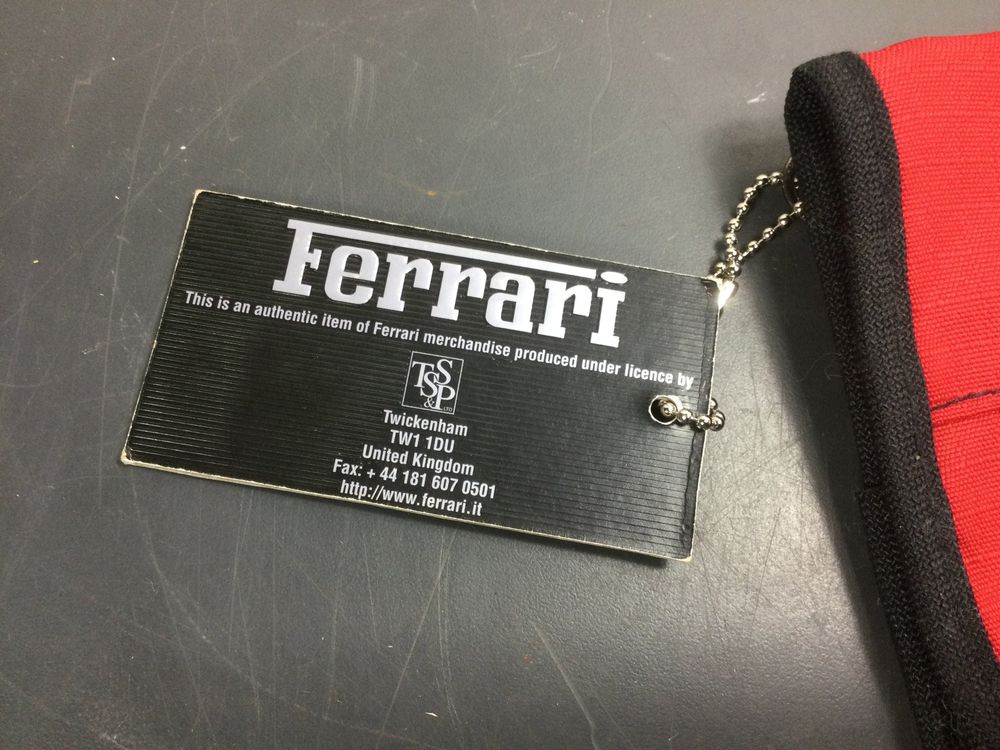 Kleine Ferrari Tasche zum umhängen (Gebraucht) in Wangen SZ für CHF 29 ...