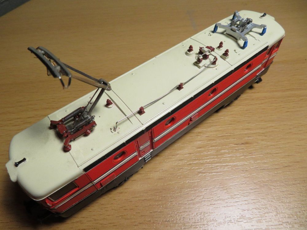 3041 Märklin HO ÖBB E-Lok BR 1043 (Defekt) in für CHF 44.9 – mit ...