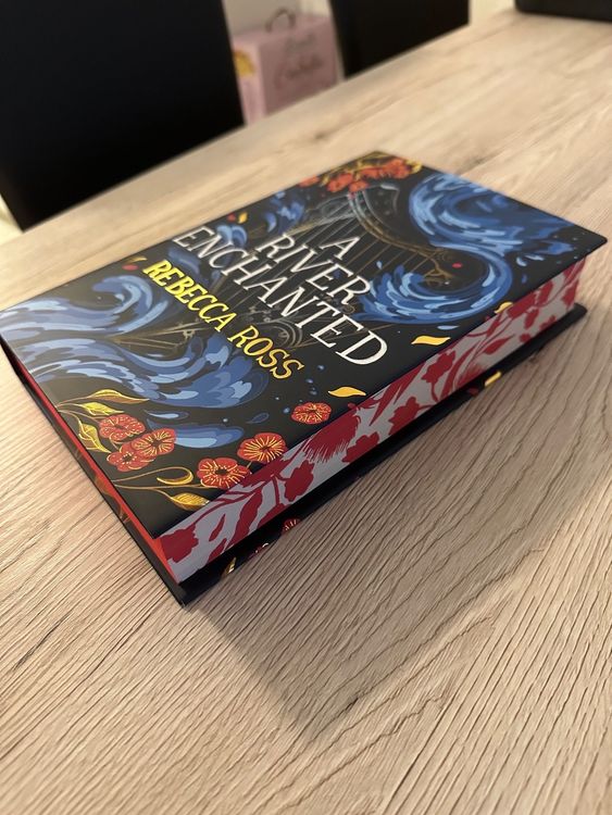 A river enchanted - Illumicrate Special Edition - Rebecca Ro (Neu und ...