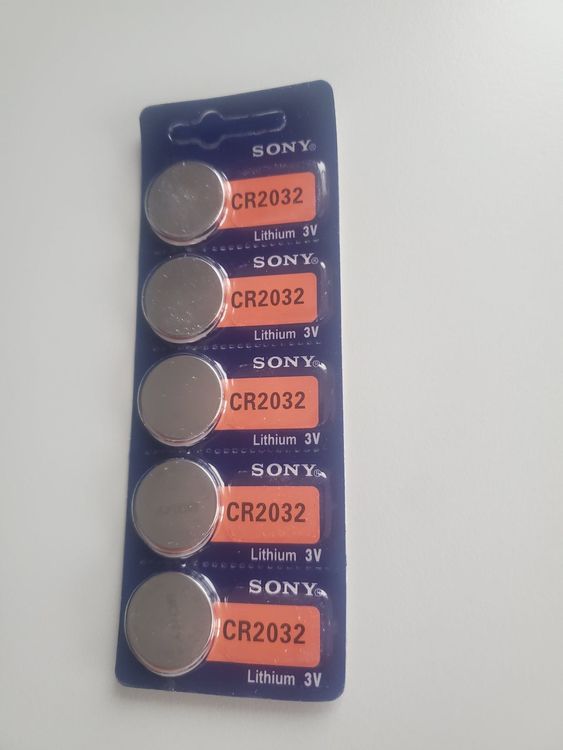 Sony CR2032 Lithium 3V 5 Stück (Neu und originalverpackt) in für CHF 3. ...