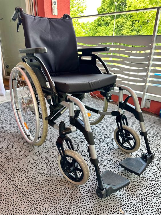 Leichter Breezy BasiX2 Faltrollstuhl (Gebraucht) in Volketswil für CHF ...