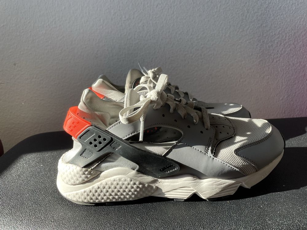 Adidas Huarache (Gebraucht) in St. Gallen für CHF 30 – mit Lieferung ...