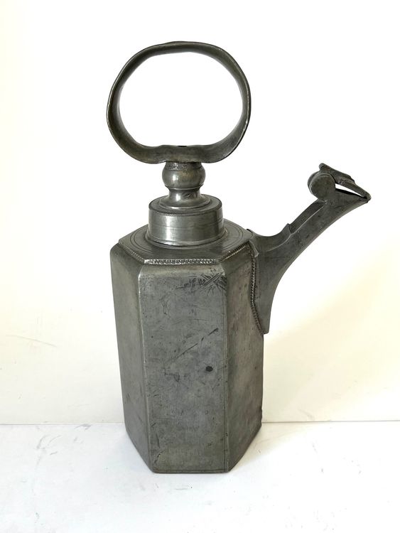 Antike Zinnkanne / Prismenkanne, Schraubdeckel, 19. Jh. (Gebraucht) in Zürich für CHF 125 – mit ...