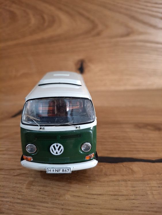 VW T2 Bus Modellauto grün/weiss | Kaufen auf Ricardo