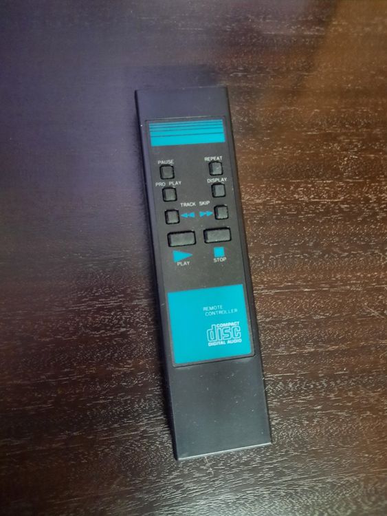 compact digital audio remote controller (Gebraucht) in Endingen für CHF ...