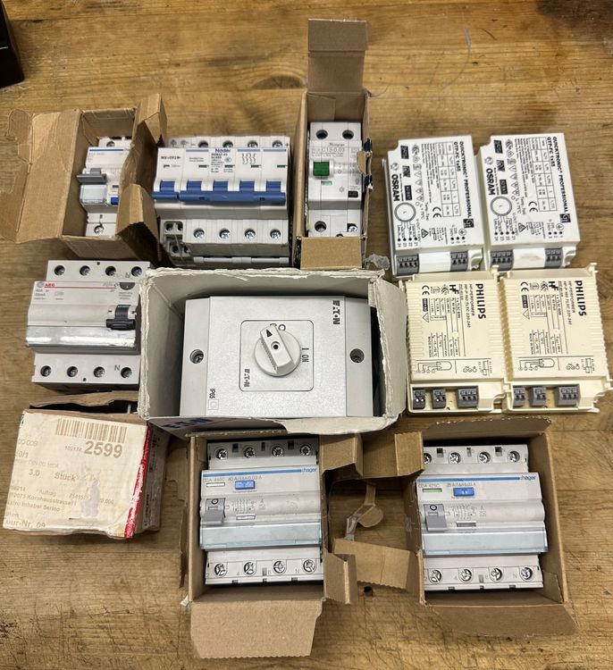 Elektromaterial (Gebraucht) in Nussbaumen AG für CHF 35 – mit Lieferung ...