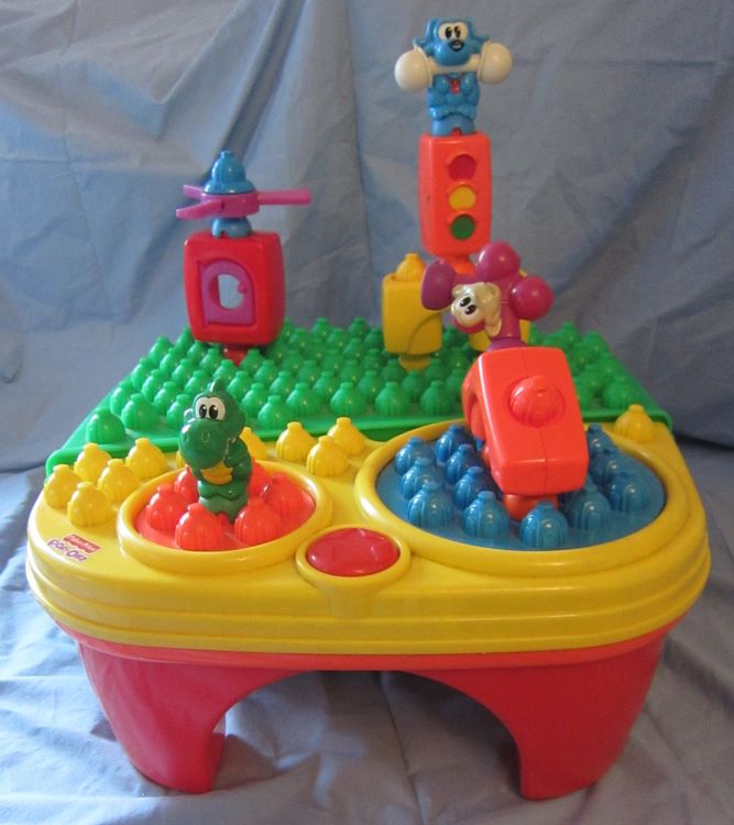 Fisher-Price Pop-Onz Spieltisch, viele Teile (Gebraucht) in Wolfhausen ...