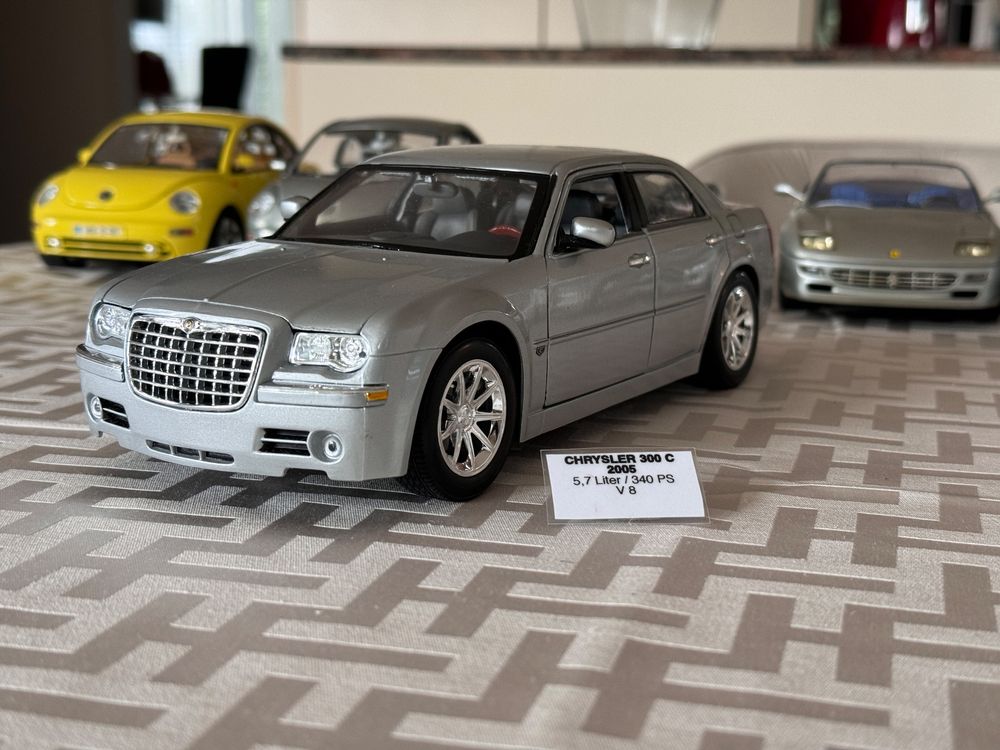 CHRYSLER 300C 1:18 (Gebraucht) in St. Gallen für CHF 32 – mit Lieferung ...