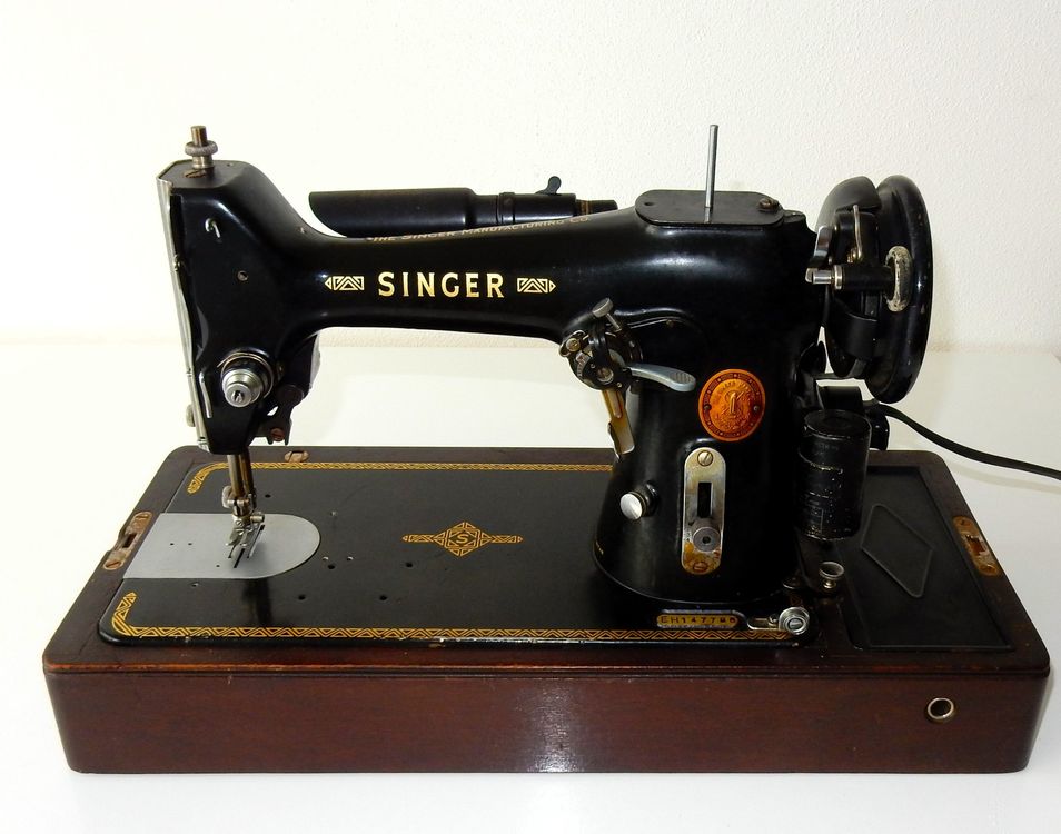 Vintage Singer Nähmaschine von 1952 | Kaufen auf Ricardo