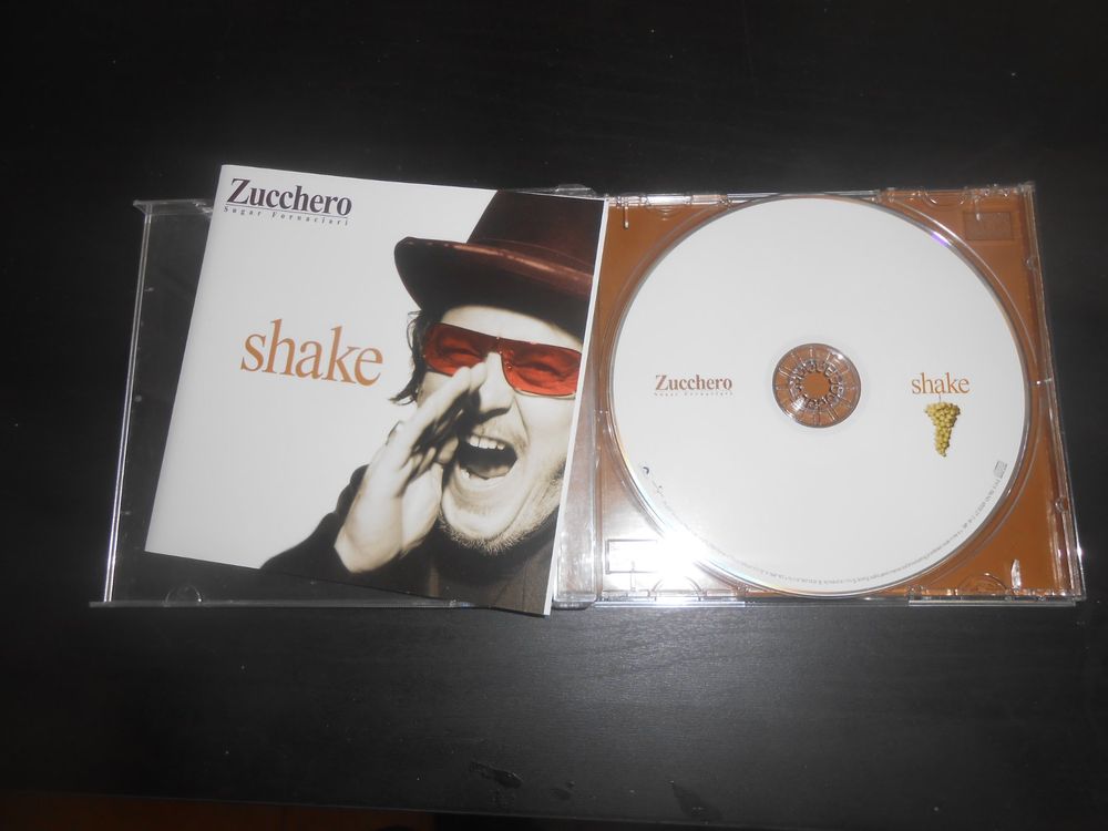 Zucchero Sugar Fornaciari – Shake / 2001 | Kaufen auf Ricardo