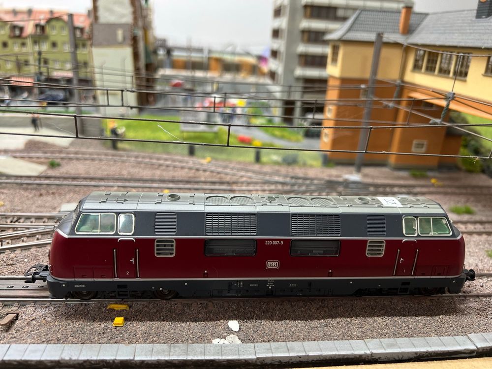 3780 Märklin Diesellokomotive V220 der DB BR 220 + Digital (Gebraucht ...
