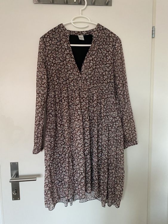 Kleid mit Blumen in Grösse XS | Kaufen auf Ricardo