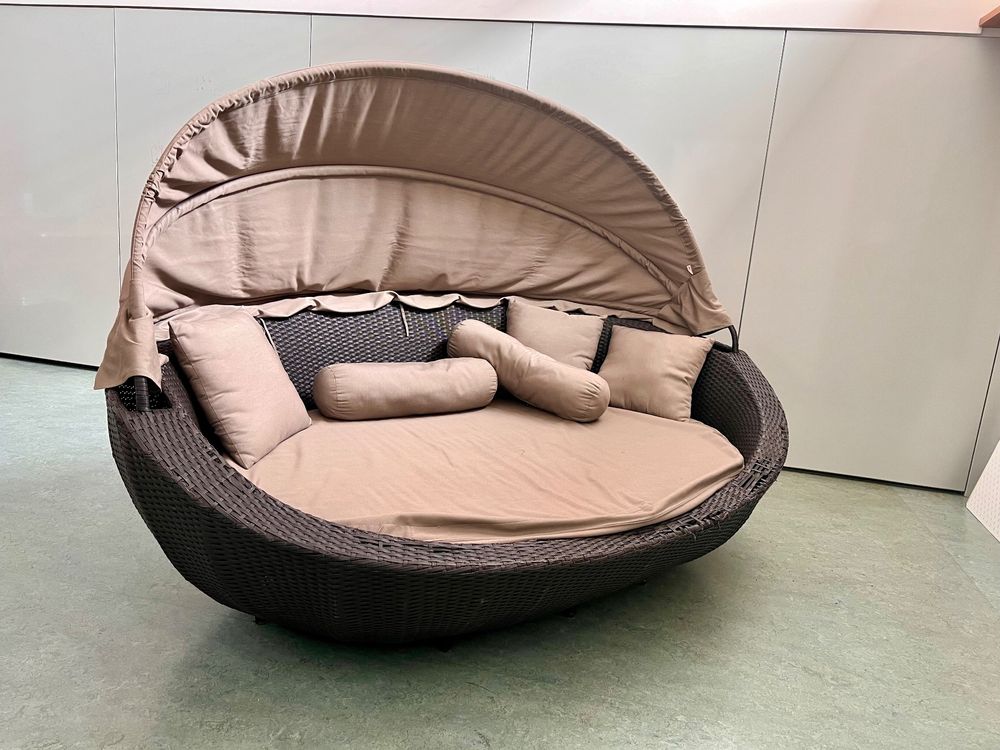 Lounge, oval, Rattan, sehr bequem und speziell | Kaufen auf Ricardo