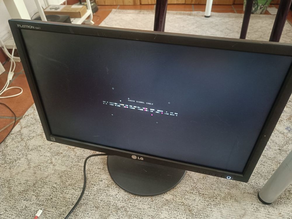 Monitor LG FLATRON E2411PU-BN 24" Full HD (Gebraucht) in Lugano für CHF ...