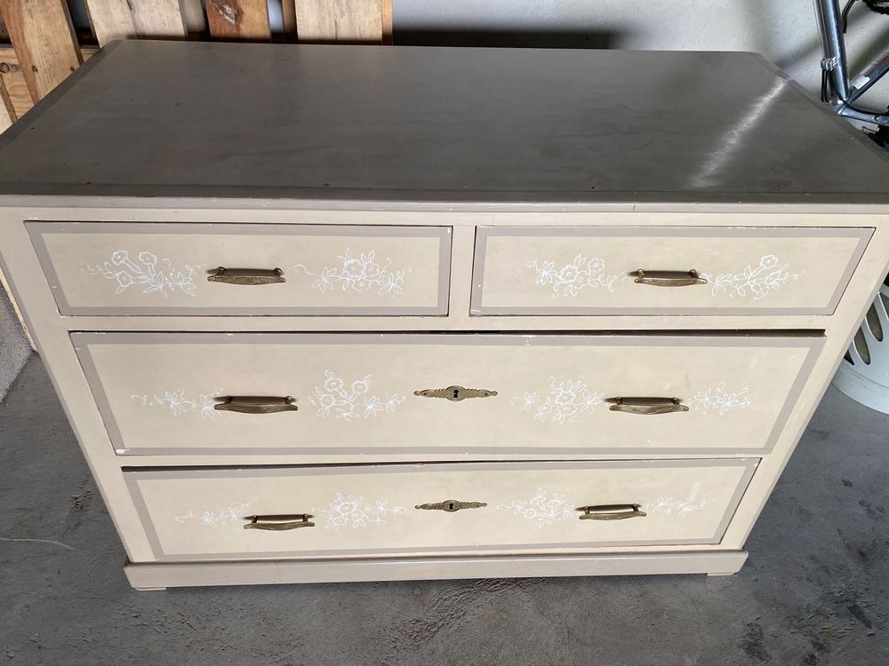 Komode Bauernmalerei (Gebraucht) in Mitlödi für CHF 50 – nur Abholung ...