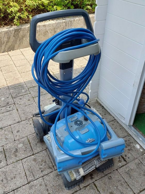 Poolroboter Dolphin M400 (Gebraucht) in Remetschwil für CHF 561 – mit Lieferung auf Ricardo kaufen