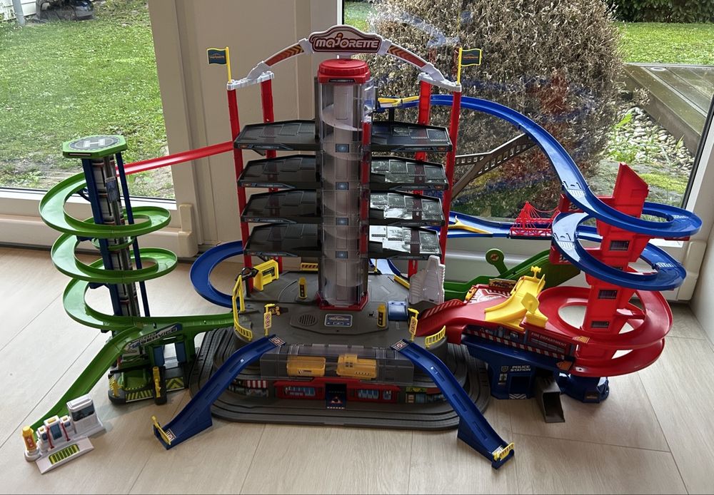 Super City Garage Majorette avec ascenseur et train (Neuf (Voir ...