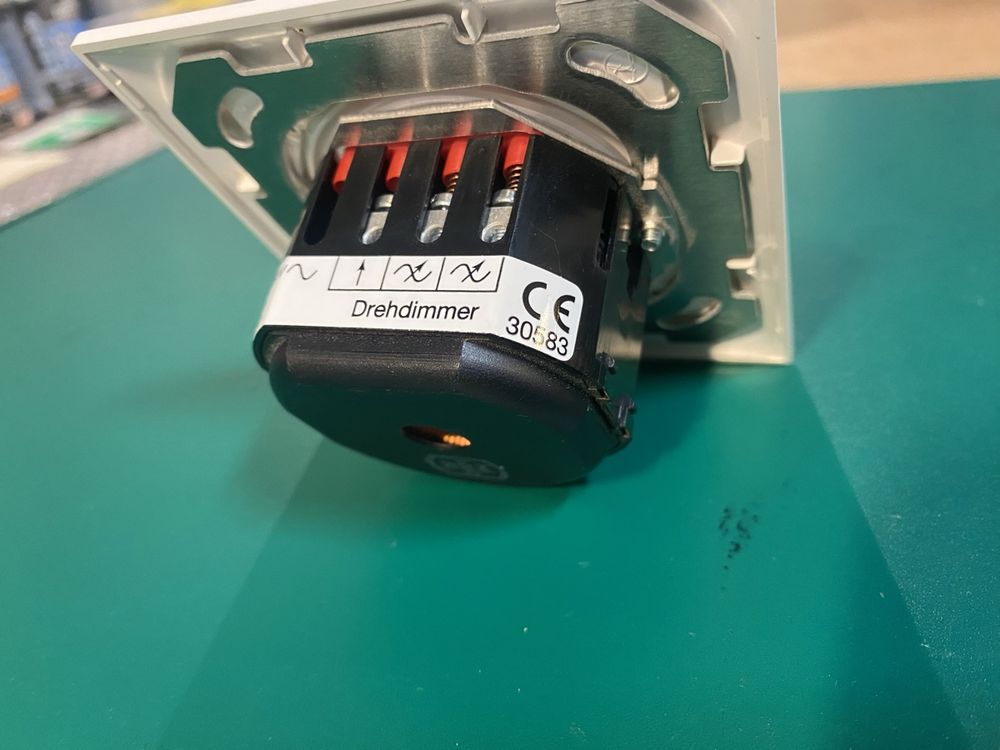 Feller Drehdimmer EDIZIO Due beleuchtet 40-500W Nr 30583 (Gebraucht) in ...