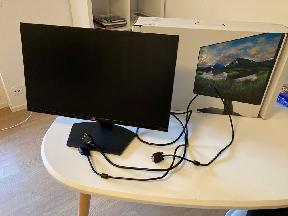 Dell 22 Monitor 21,5“ Full HD IPS Panel mit VGA Kabel (Gebraucht) in ...