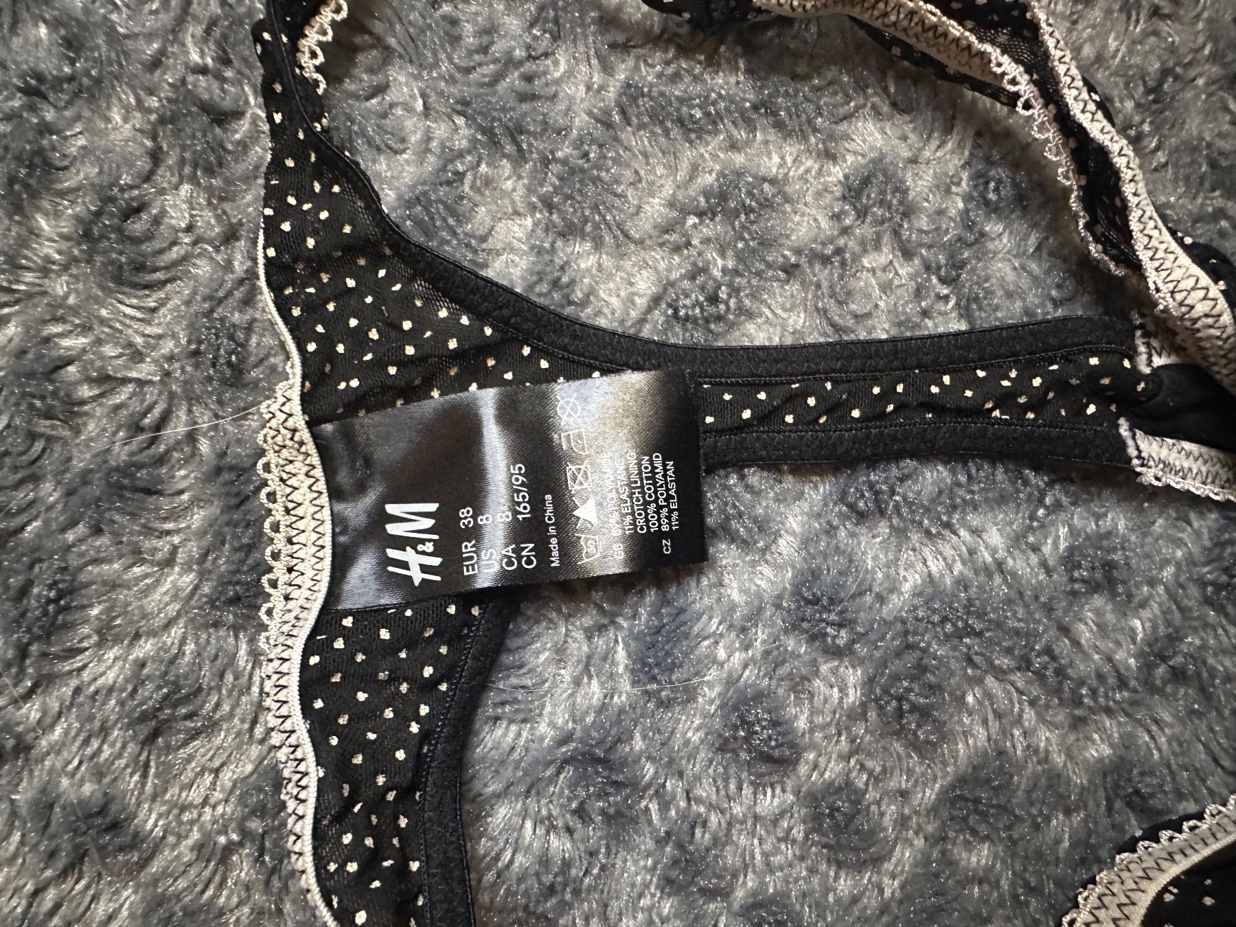 Ensemble lingerie H&M noir, taille 38/40. 80B (D'occasion) à Vevey pour ...