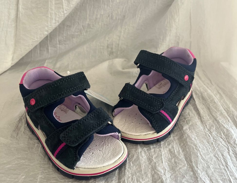 twisty Sandalen Gr. 19 (Neu und originalverpackt) in Oberegg für CHF 1 – mit Lieferung auf ...