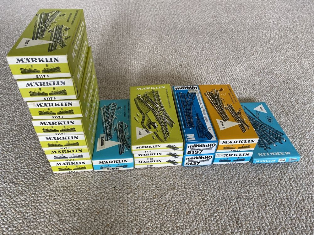 Marklin Konvolut 28 Weichen M-Gleis (Gebraucht) in für CHF 75 – mit ...