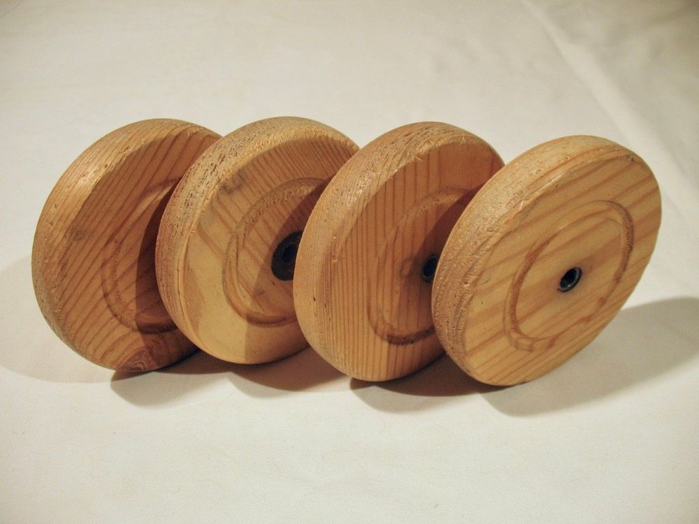 4 Holz Räder Massiv Föhre Fichte für Fahrzeuge Wagen Basteln (Gebraucht ...