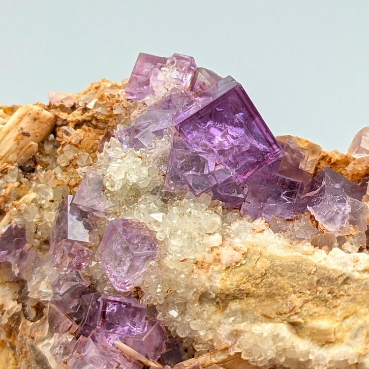 FLUORIT mit VIELEN PHANTOMEN auf BARYT und QUARZ (Neu (gemäss ...