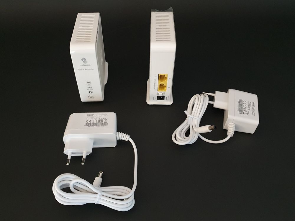 SWISSCOM W-Lan Router mit 4 Verstärkern (Neu (gemäss Beschreibung)) in ...