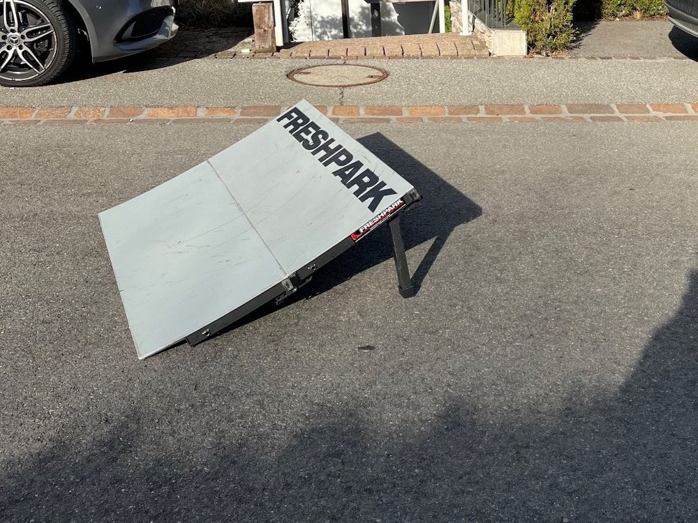 Freshpark Skateboard/Scooter/BMX Rampe (Gebraucht) in Wollerau für CHF ...