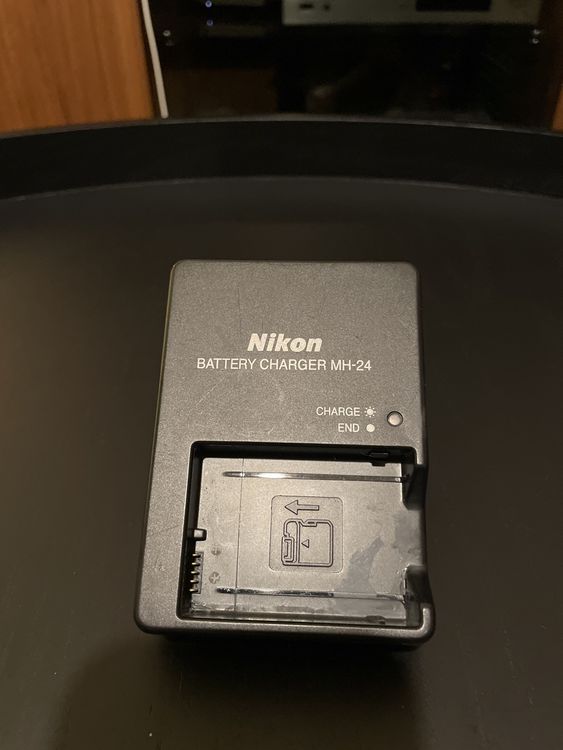 Nikon Battery Charger MH-24 | Kaufen auf Ricardo