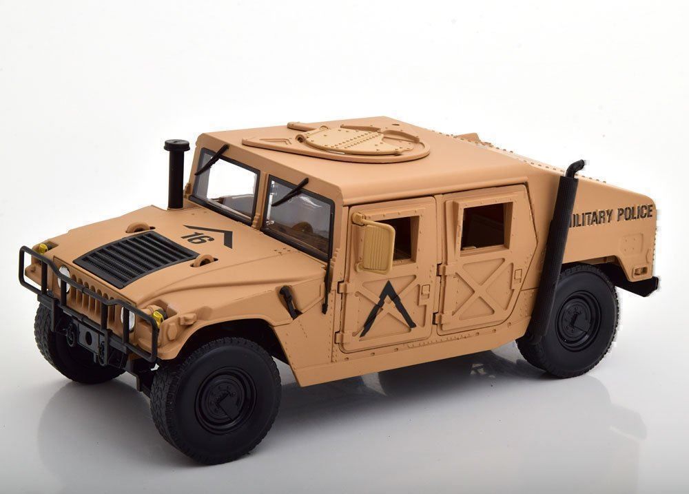 Hummer Humvee 1992-2006 "Military Police beige" 1:18 | Kaufen auf Ricardo