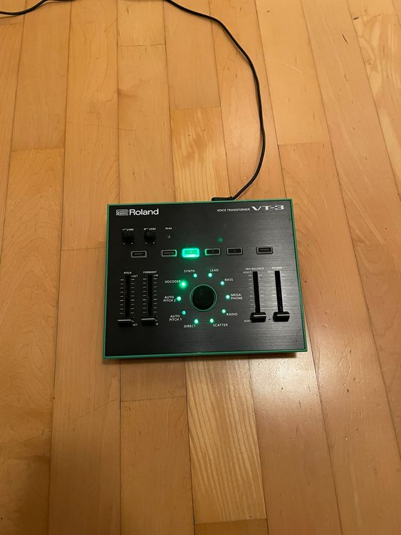 Roland VT-3 Voice Transformer (Gebraucht) in Bottmingen für CHF 90 ...