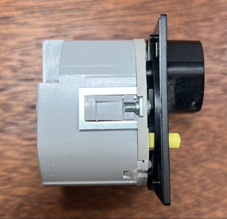 Used Power Socket with Test Function - Perfect Condition (Gebraucht) in ...