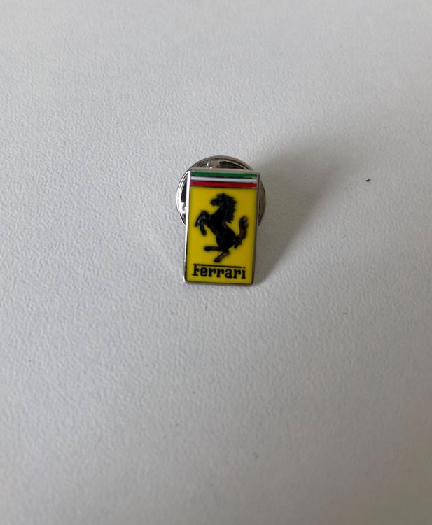 Ferrari Pin (Gebraucht) in Dübendorf für CHF 14.9 – mit Lieferung auf ...