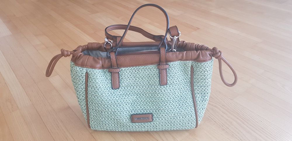 Bast Tasche von Emily&Noah (Gebraucht) in Eichberg für CHF 18 – mit ...