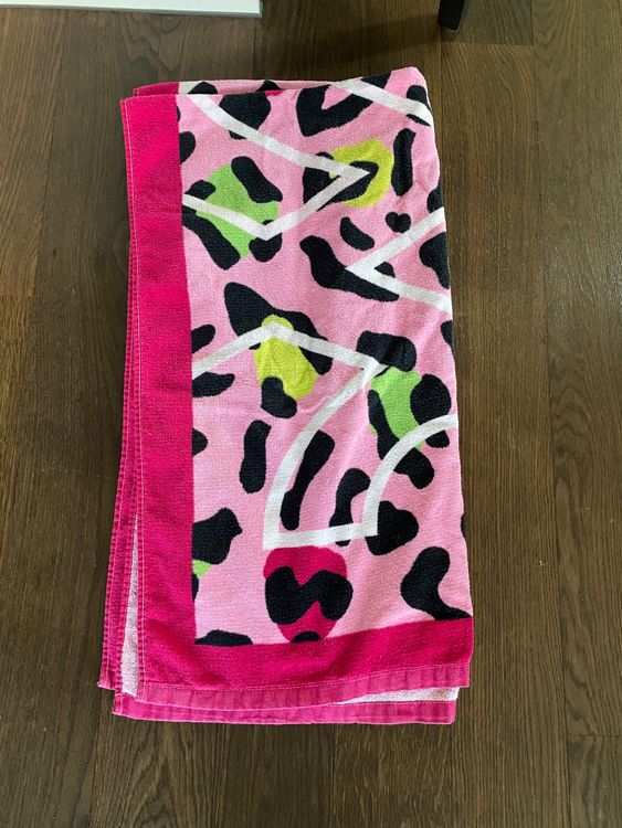 Badetuch (Gebraucht) in Schlieren für CHF 5 – mit Lieferung auf Ricardo kaufen