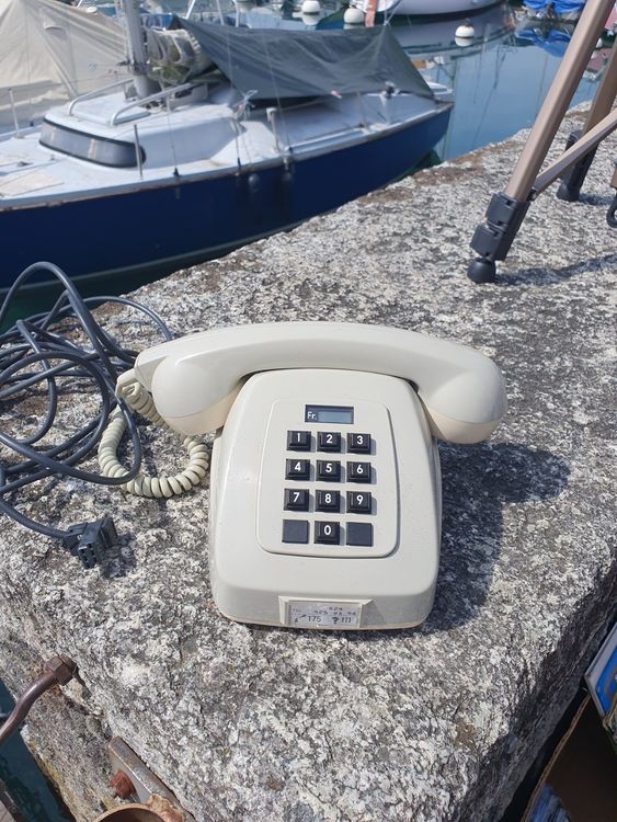 Alte Telefon / ancien telephone /retro / Vintage (Gebraucht) in Lutry ...