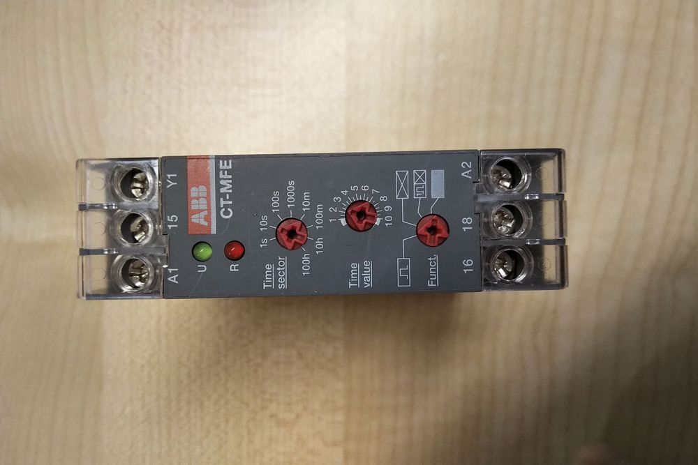 ABB CT-MFE REG Multifunktions-Zeitrelais 0.05s-100h (Gebraucht) in Emmenbrücke für CHF 10 – mit ...
