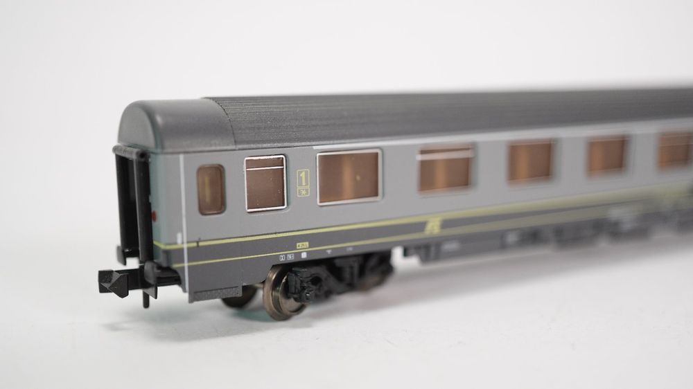 e37 Spur N Roco FS Personenwagen 1. Kl bigrigio-Lackierung (D'occasion ...