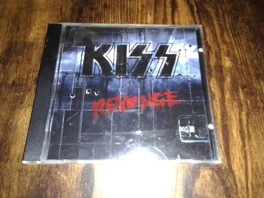 Kiss - Revenge | Kaufen auf Ricardo