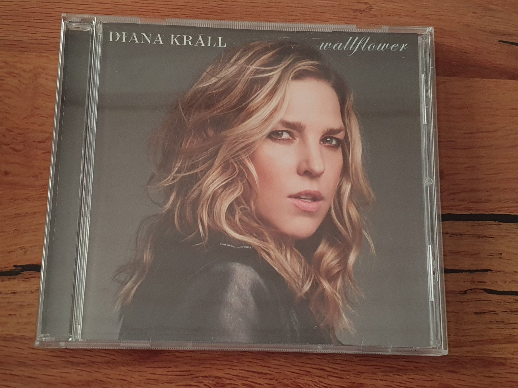 Diana Krall - wallflower - CD (Gebraucht) in Auenstein für CHF 3.5 ...
