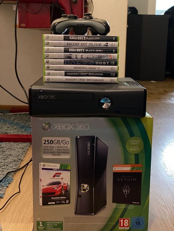 Xbox 360 plus 10 Spiele und Controller (Neu (gemäss Beschreibung)) in ...