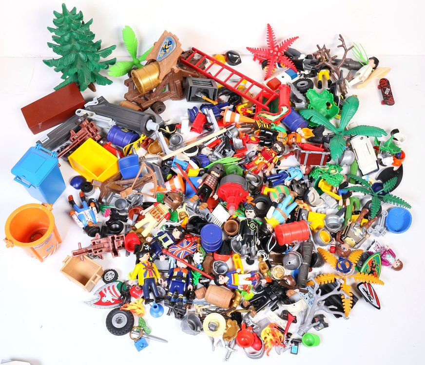 Haufen mit Playmobil Teile viele Figuren | Kaufen auf Ricardo