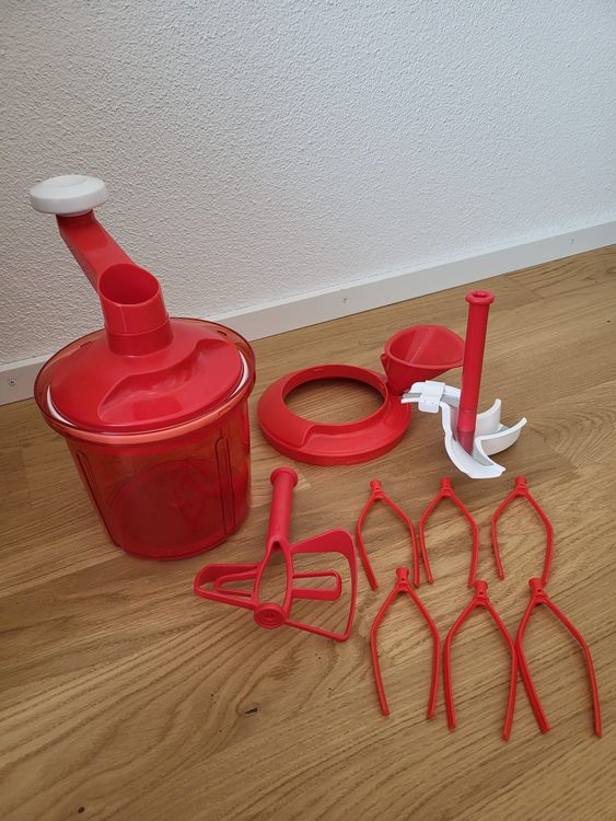 Tupperware Speedy Chef Box Mixer/Cuter rot (Gebraucht) in Arnegg für ...