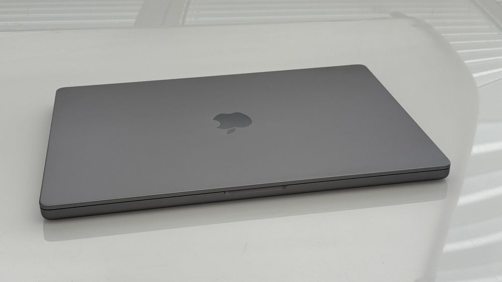 MacBook Pro 16" M1 Max - Late 2021 - 64GB RAM - 2TB SSD (Gebraucht) in ...