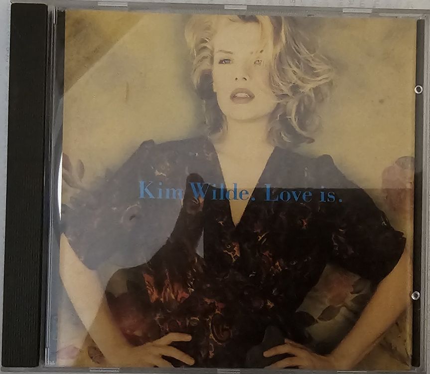 Kim Wilde - Love is | Kaufen auf Ricardo