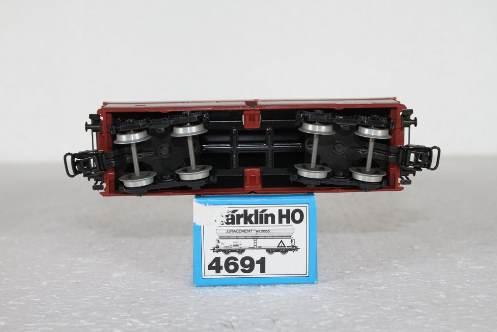 Märklin 4691 Schüttgutwagen Juracement (2) (Gebraucht) in Triesen für ...
